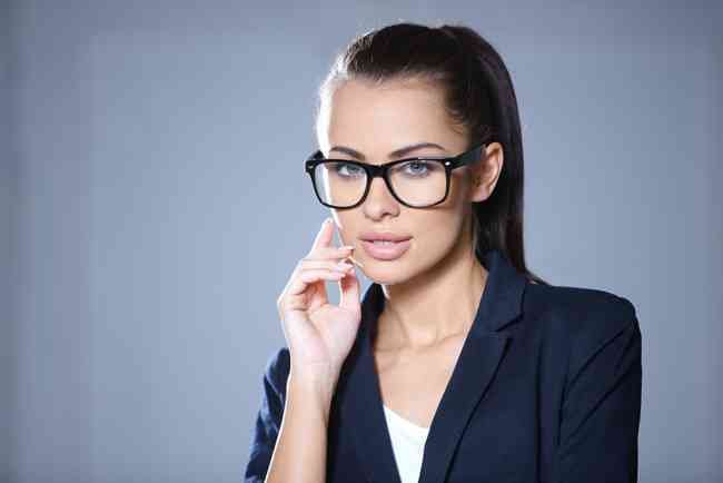 Ochelarii de vedere - un accesoriu chic - Fashion365