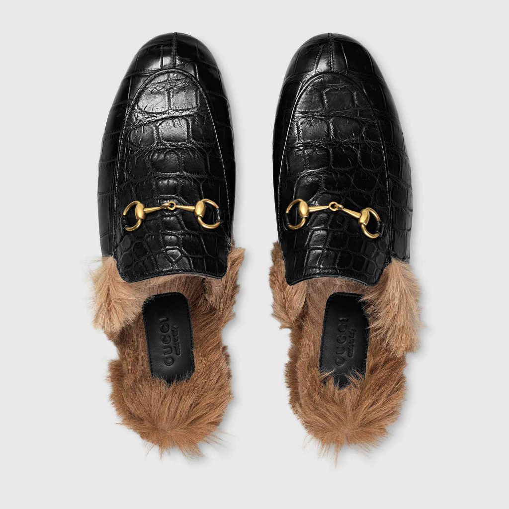 Mocasini Gucci cu blană, între tendință și tradiționalism - Fashion365