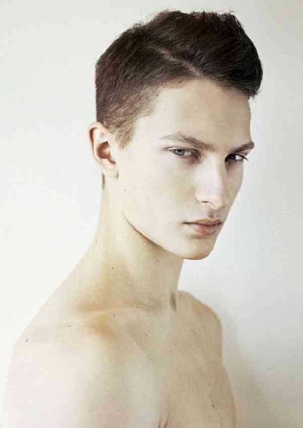Tendințe tunsori scurte și coafuri masculine toamnă/iarnă 2016-2017 ...